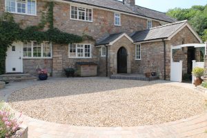 Courtyard Front Garden & Driveway - Outerspace